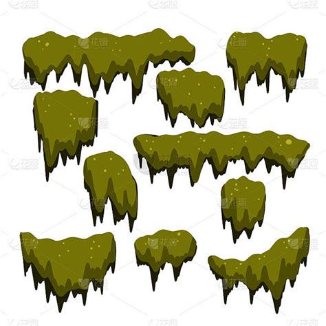一组不同形状的沼泽苔藓沼泽的元素沼泽泥和霉菌腐烂的树卡通平面插图森林和大自然中的绿色植物