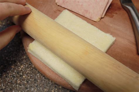 햄치즈롤샌드위치 만드는법 식빵요리 햄요리 슬라이스치즈 딸기잼 햄치즈롤샌드위치 레시피 간단한 샌드위치