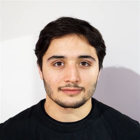 Thibault Paris 4e Paris Elève avocat diplômé du master 2 de droit