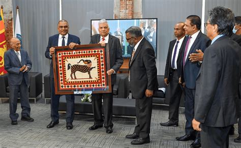 වැඩ වර්ජන කළ පමණින් ආණ්ඩුව ඒ මත තීරණ ගන්නේ නැහැ ජනපති රනිල් Lnw Sinhala