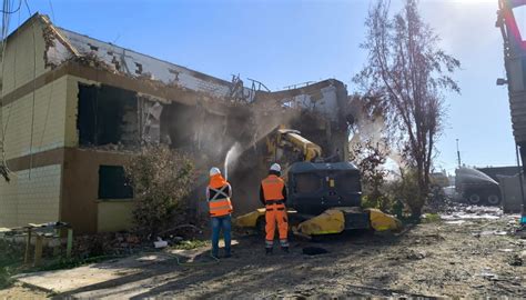 Con Tecnología De Punta Se Están Demoliendo Las Casas Afectadas Por El