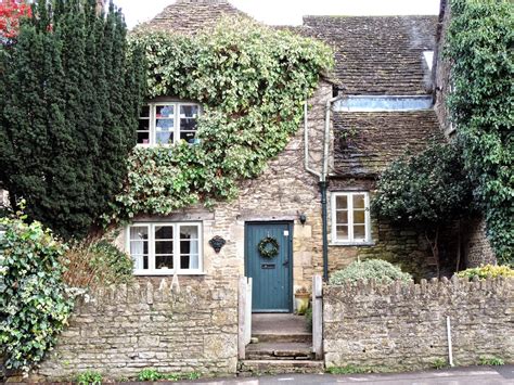 Of Golden Roses Lacock Village