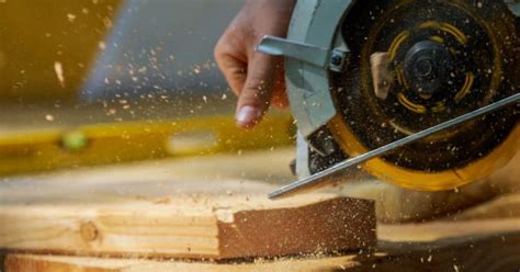 How To Use A Circular Saw Safely Craftingwithconcrete Com