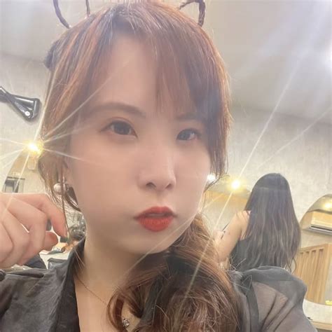 荳兒李 Mandy3582 • Threads Say More