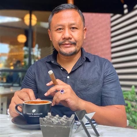 W Yogi Widodo Solusihukumkita • Instagram Photos And Videos