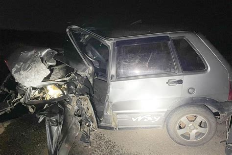 Homem Morre Após Batida Entre Carros Suspeita é De Que Veículo Que