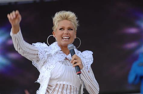 Sexy Brasileña Xuxa Con 56 Años Se Puso Muy Coqueta En Instagram