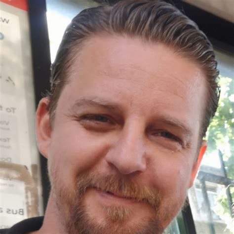 Robert Mészáros Youtube