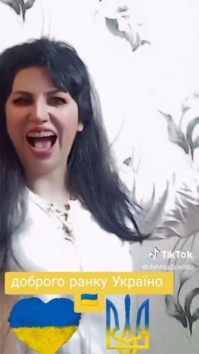 Я дівчина молода Youtube