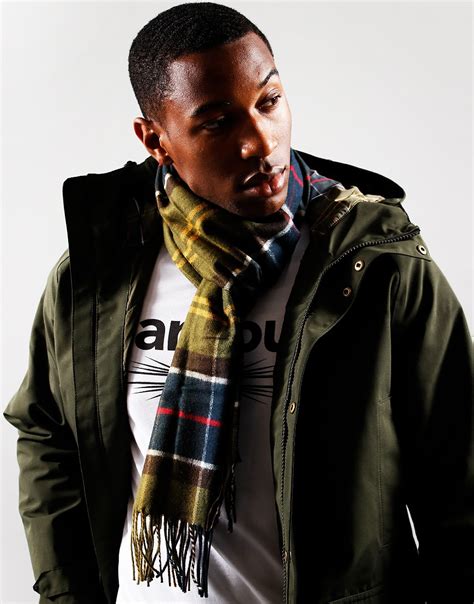 Barbour Yaxley Scarf Classic Tartan Terraces Menswear