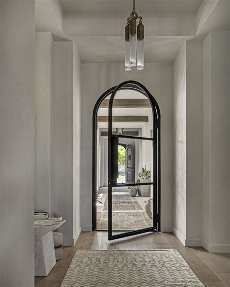 How To Elevate Your Pass Through Room Experts Explain Livingetc