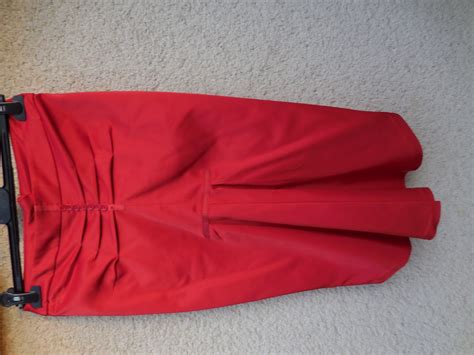 Seksy Novo RdeČe Krilo S