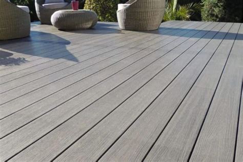 Installation Dune Terrasse En Composite Quels Sont Les Inconvénients