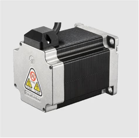 Hybrid Stepper Motor 86cm35 Step Angle 18 Degree 168 V At ₹ 2400