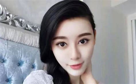 花800万整成范冰冰，丈夫整容成李晨，怀孕后竟发现丈夫还有男朋友何承熹余小泉父母