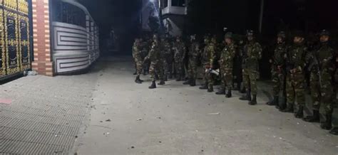 গাজীপুরে শুক্রবার রাতে সাবেক মন্ত্রী মোজাম্মেল হকের বাড়িতে কী ঘটেছিল