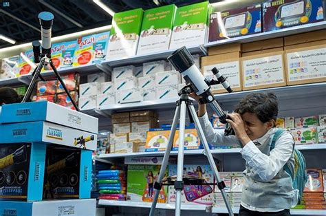 معرض جدة للكتاب 900 دار نشر و400 جناح معرفي