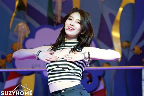 This Is Known As Suzys Most Revealing Stage Outfit Of All Time 10