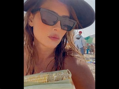 Foto Sobre Sexo Deborah Secco Frisou Que Trata Do Assunto Com Naturalidade E N O Considera O