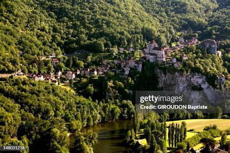 Popie Photos And Premium High Res Pictures Getty Images