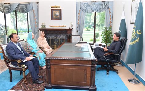 Prime Ministers Office On Twitter وزیر اعظم عمران خان سے ارکان قومی