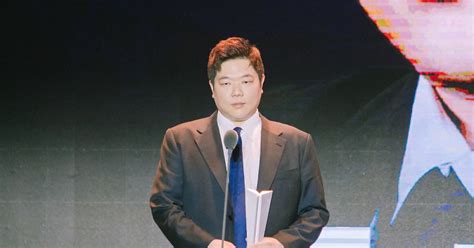 포토 올해의 코치상 받은 젠지 김정수 감독