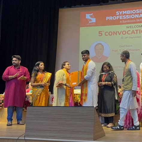 Vishal Rajput On Linkedin Graduation Bba Digitalmediamarketing Symbiosis Newbeginnings