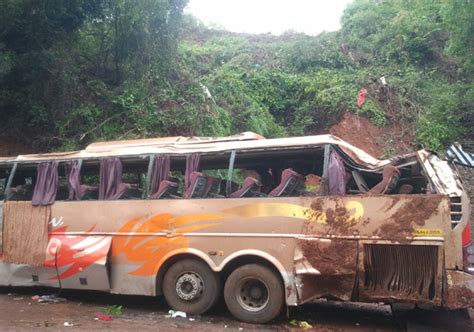 2 Killed As Mumbai Goa Tourist Volvo Bus Falls On Hilly Slope India