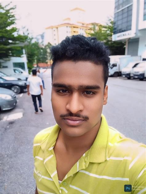 •ক্যারিয়ারের জন্য হাজারো ছেলে •সবার মাঁয়া ত্যাগ করে প্রবাসে চলে