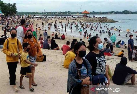Wisatawan Ke Bali Naik Persen Ini Peringatan Menparekraf GenPI Co BALI