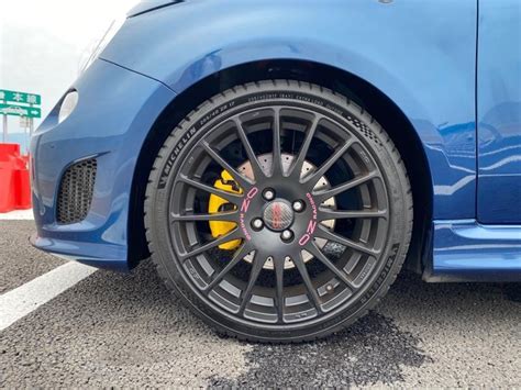 MICHELIN PILOT SPORT 5 205 40ZR17 のパーツレビュー 500C カブリオレ Masarati