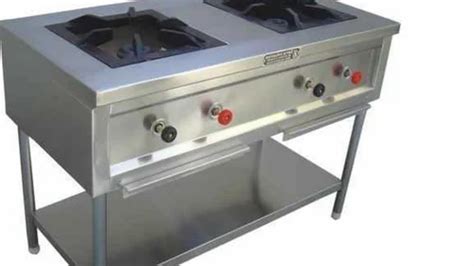 Silver Stainless Steel Two Burner Gas Range For Hotel At In Ahmedabad