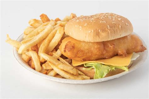Deluxe French Fries 471 Rothesay Ave Order Delivery And Take Out