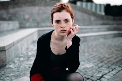 Masha Wallpaper 2048x1366 Wallpaper