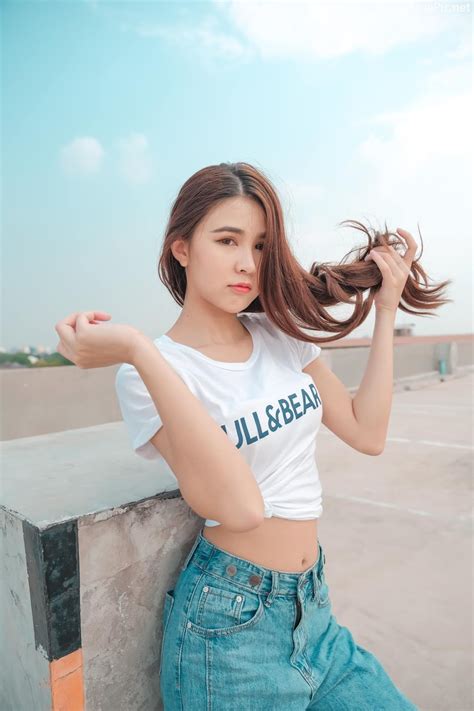 Thailan Cute Model Supansa Yoopradit Lorpor The Terrace Is Full