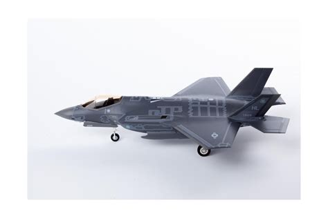 Academy F 35a Seven Nation Air Force Mcp 1 72 12561 Mj