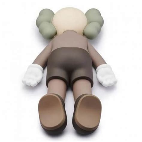 Kaws Dolls Companion 2020 Figure 44x22x8cm