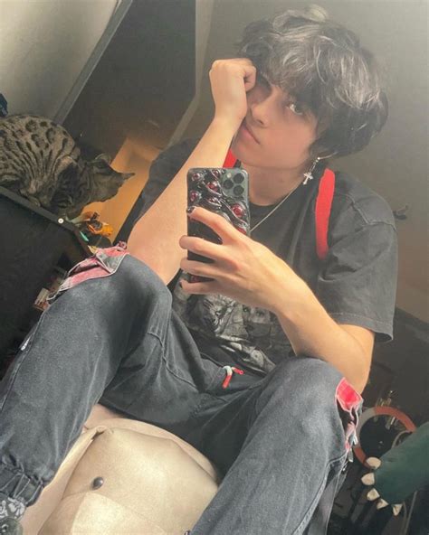 Damiar Krogh Age Wiki Net Worth Bio Height Girlfriend