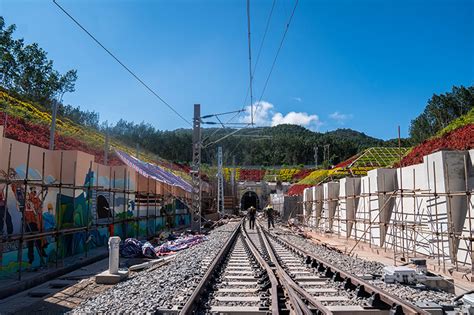 跨越山河 联结友谊——写在“一带一路”标志性工程中老铁路开通运营之际滚动新闻中国政府网