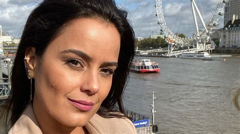 Luciele Di Camargo exibe pernões e corpo sarado em foto estarrecedora