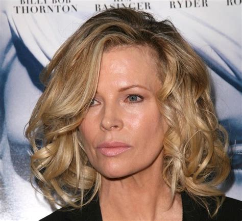 25 Celebrities Who Lost All Their Money