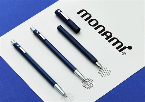 모나미 60년 국민 볼펜 153 생존을 넘은 진화를 꿈꾸다