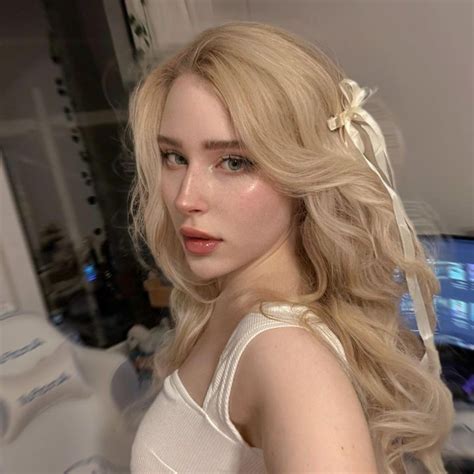 Пин от пользователя Lily на доске Lilymio Блонд Красивые азиатские