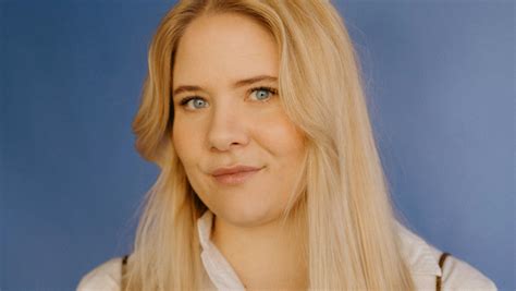 Kl 23 40 Tjekker Jeg Telefonen For 38 Gang Den Dag Efter Fem Timer