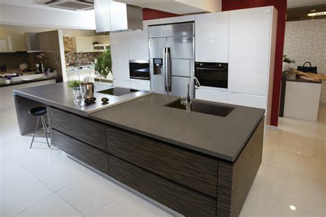 Hanstone Quartz Usa Dark Quartz Countertops 12 Design Ideas For Your