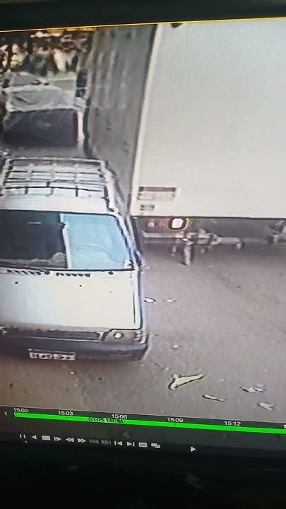 خبطة و هى واقفة Youtube