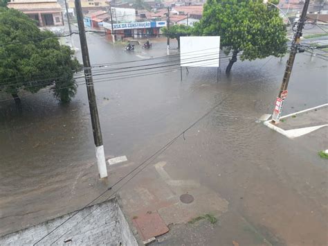 Chuva Causa Alagamentos Em Vários Pontos De Natal Tribuna De Noticias