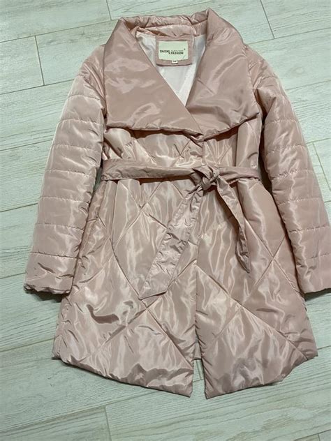 Плащ — ціна 200 грн у каталозі Плащі Купити жіночі речі за доступною ціною на Шафі Україна