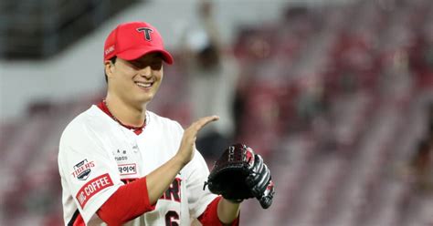 전반기 빚 갚을 준비하는 아기호랑이···정해영 “형들에게 미안···죽어라 던지겠다” 스경x인터뷰