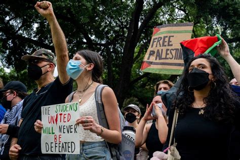 Nearly Half Of Those Arrested At Ut Austin Pro Palestinian Protest Had